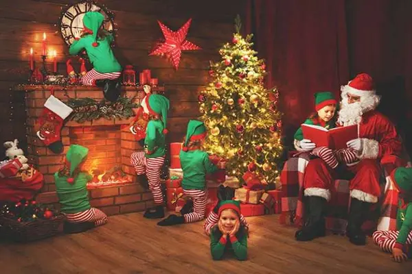 What do you call Santa's Helpers? - Funny Snails